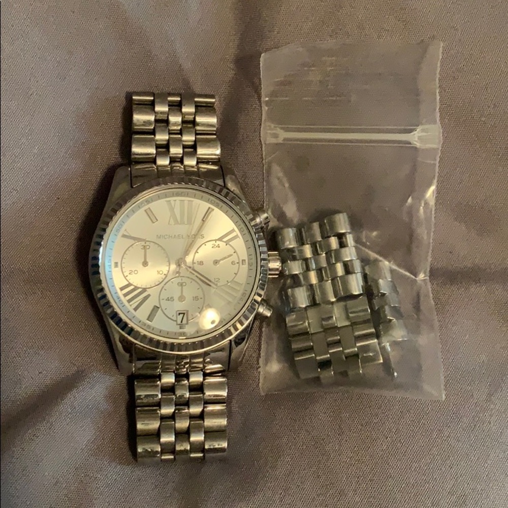 Michael Kors Silver Watch With Links - Gem